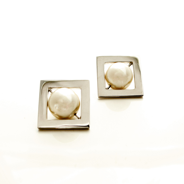 SQUARE PEARL PIERCE【SILVER】 - ELRINA